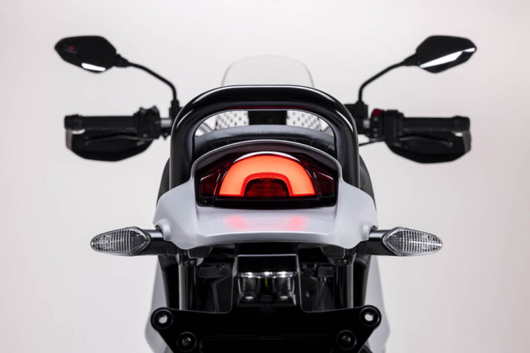 Ducati Finally Reveals The DesertX, Its Dakar-Inspired Adventure Bike ...