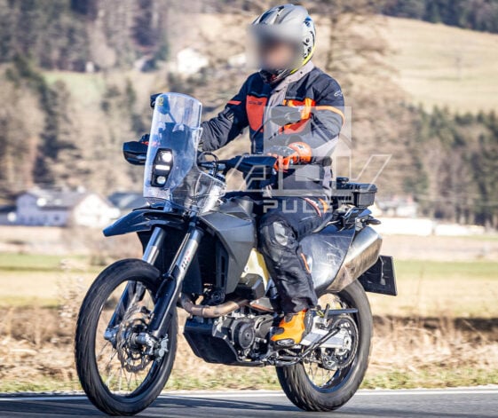 Watch: Rally-Inspired KTM 690 Adventure R Prototype Spied - ADV Pulse
